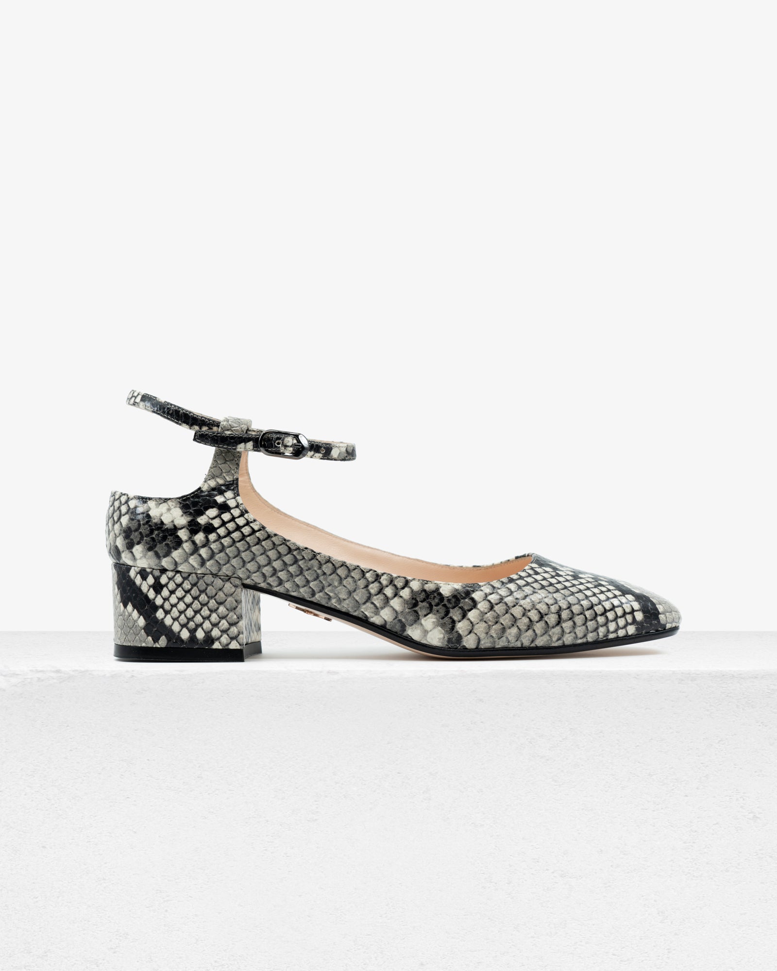 Flora Natural Faux Python – JENNY-ON-THE-GO